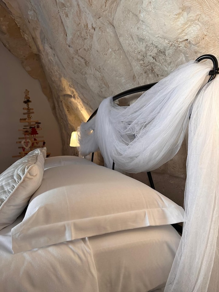 Agorà In Grotta - Matera