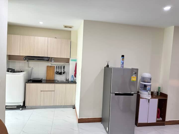 Your Retreat: 1br With 24/7 Check-in & Fast Wi-fi - Phnom Penh