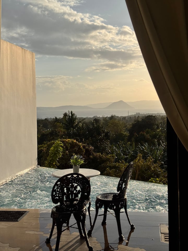 Lavender By Saulē Taal Cabins - Philippines