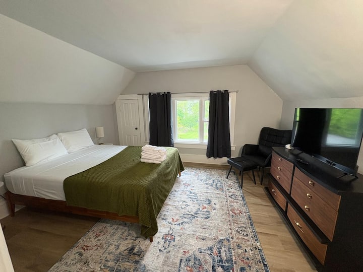 Private 2 Room Suite By Cle Clin - Cleveland, OH