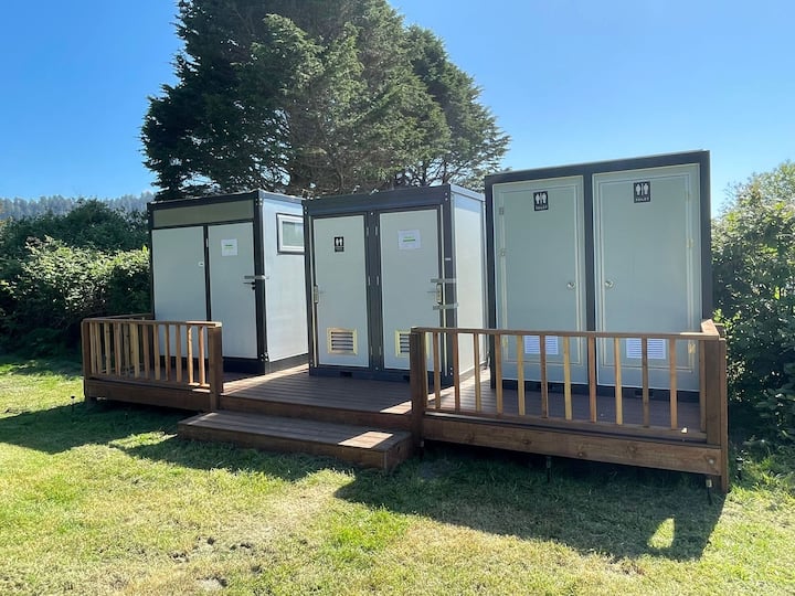 Sapphire Glamping Tent (Site #8) - Klamath, CA