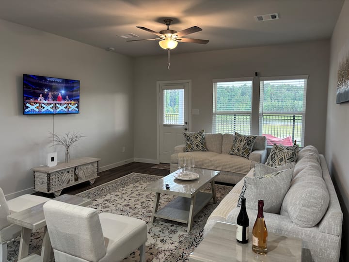 New Quiet Safe Friendly - The Woodlands, TX