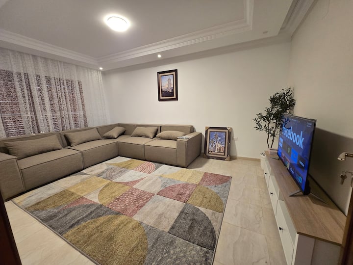 Luxury Safe & Quite Apartment - Tripoli