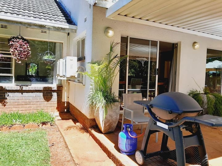 4 Bed Homely Villa In Borrowdale - Harare
