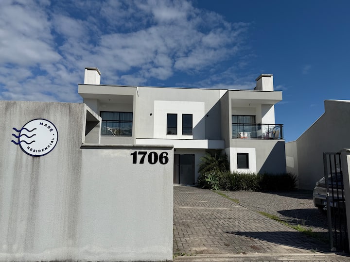 Apto 300m Praia Maríluz P/ 6 Hóspedes C/ Ar E Chur - Itapoá