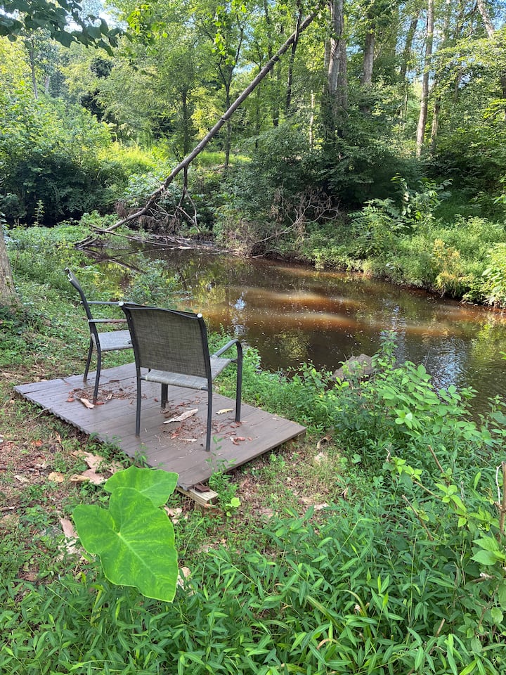 1850 Mill / Spider Museun - Powhatan State Park, Powhatan