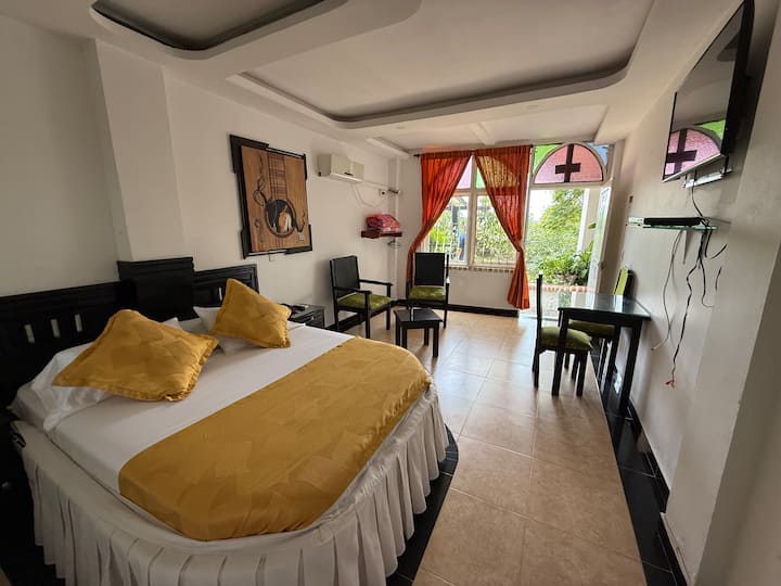 Suite Con Jacuzzi En La Unión - Versalles