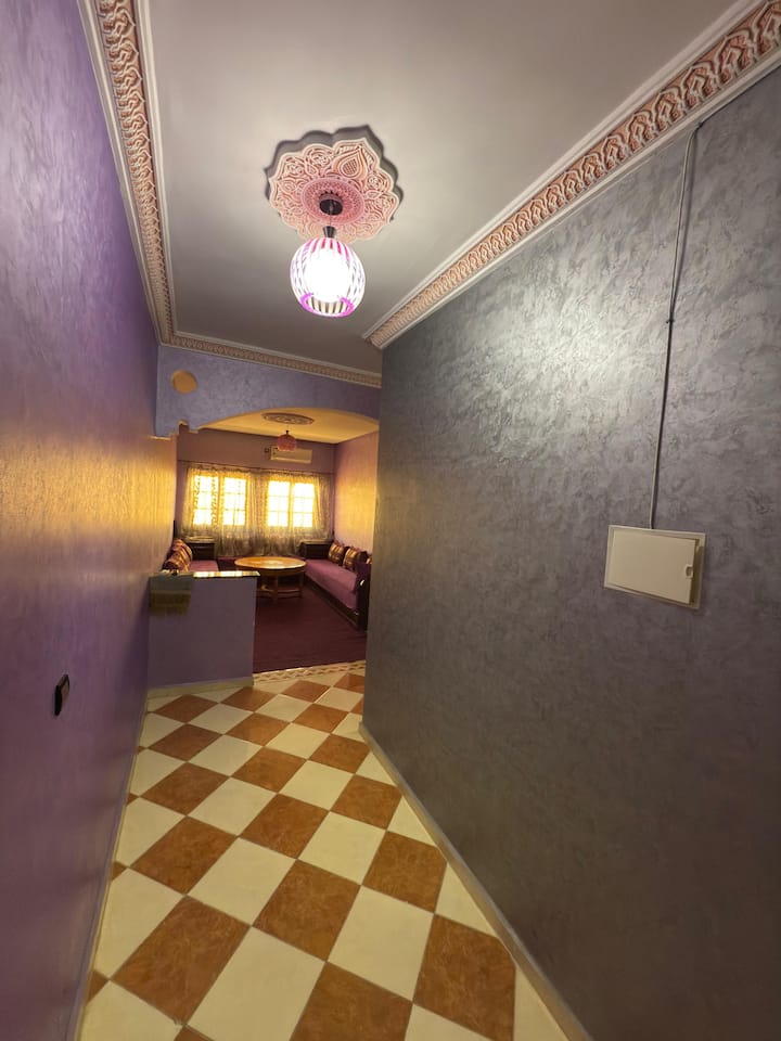 Appartement Meublé 
Bien Placé, - Ouarzazate