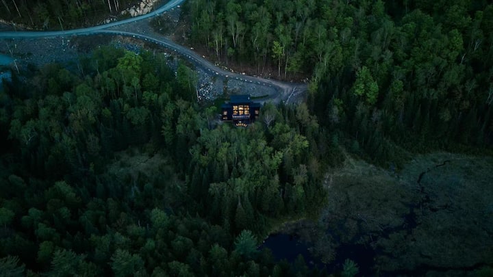 Chalet Joyland:jacuzzi Sauna Pool Table & Karaoke - Mont-Tremblant