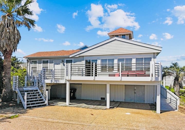 Ah! Perfect Location. Newly Furnished Home. - Outer Banks, NC