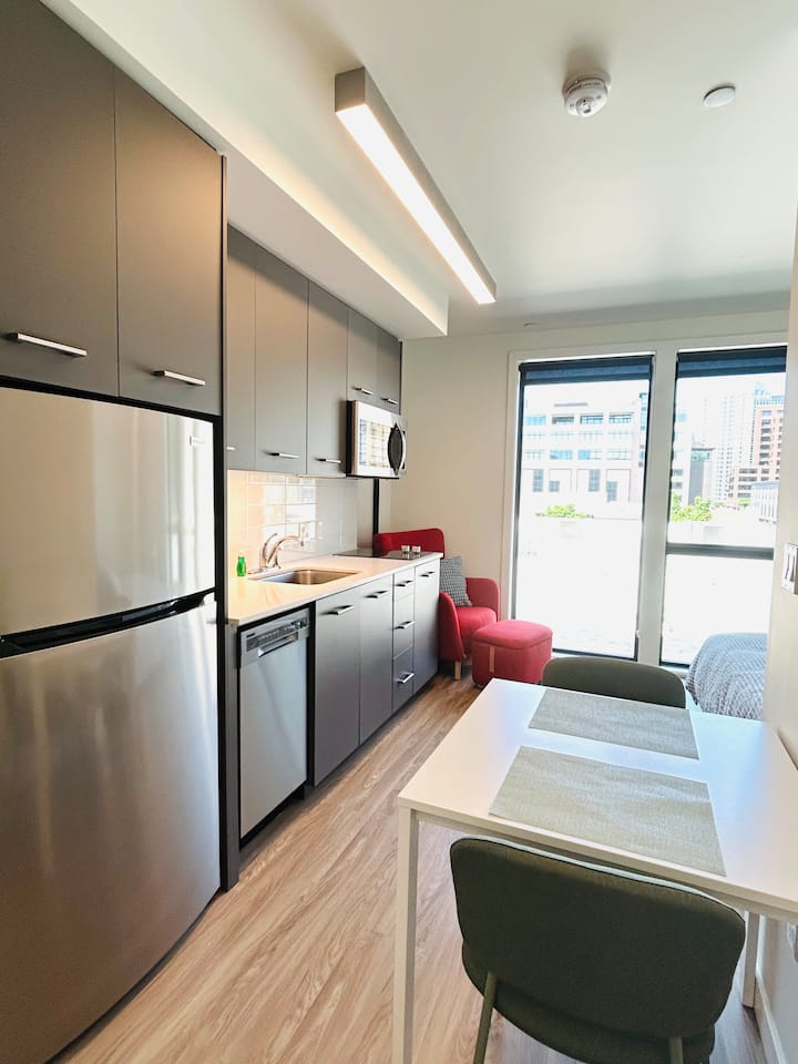 Budget Friendly Studio Location - Oregon