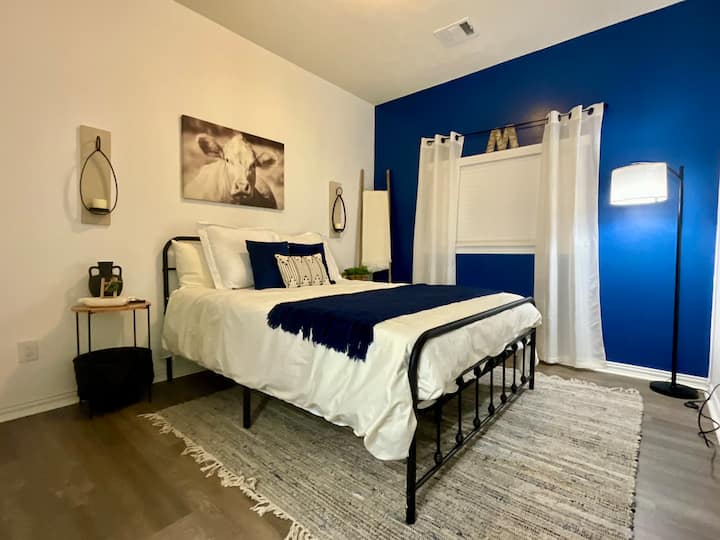 Cozy 3br Near Iah | Business & Family Retreat - Humble, TX