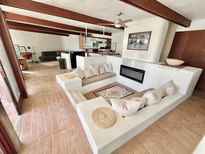 Desert Oasis Guesthouse - Tucson, AZ