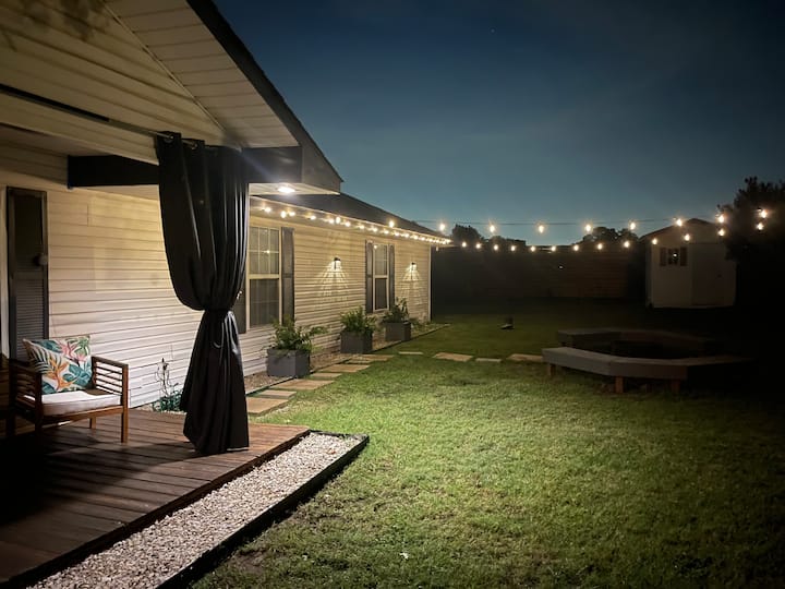 Willow Waters Retreat - Corinth, TX