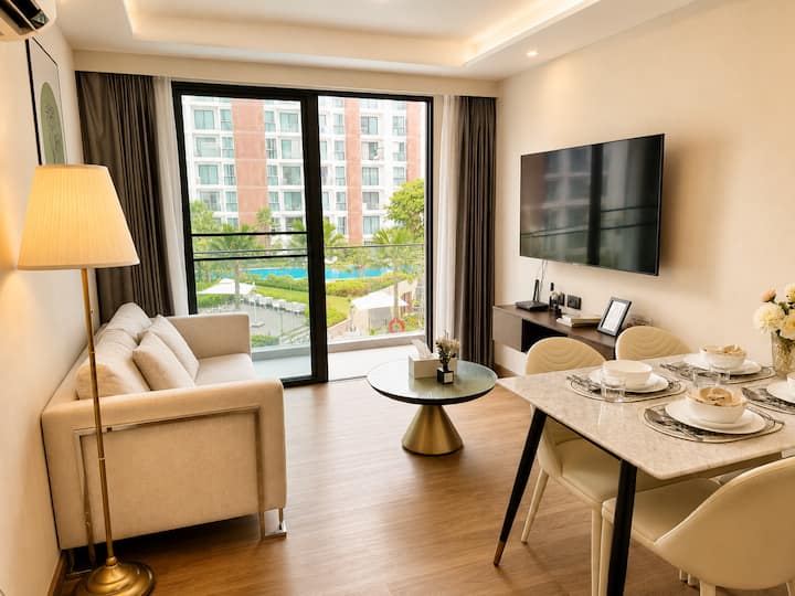 Pool View/near The Shangri-la Plaza/cooking Allowed/free Gym/3195/two Bedrooms - Chiang Mai