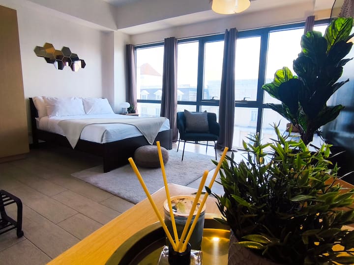 Aah Residences C6-10k-studio A @ 81 Newport Blvd - Parañaque