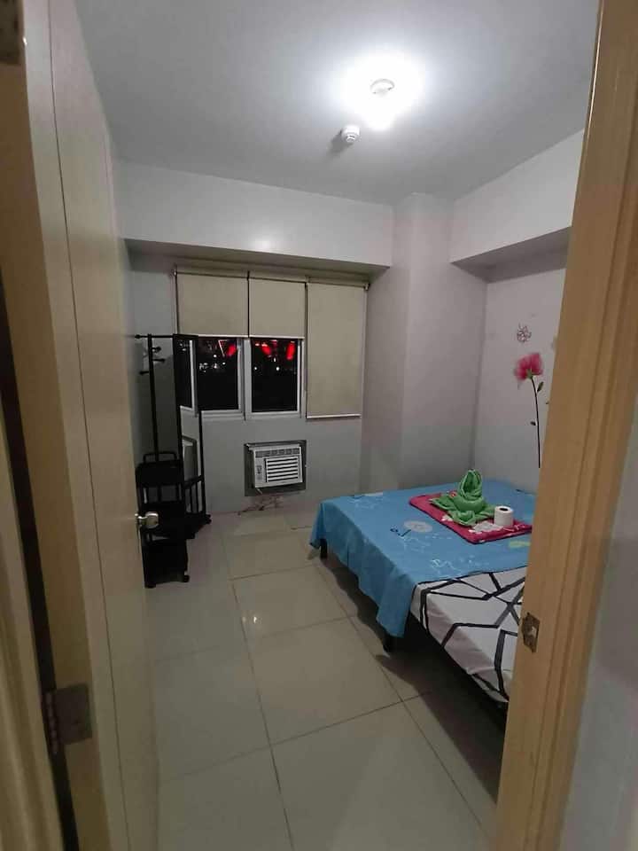 4bradjacent Family Unit Sea Residence  Near Moa - Metro Manila