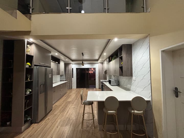 Gated Apartment, Close To Aiport - Harare