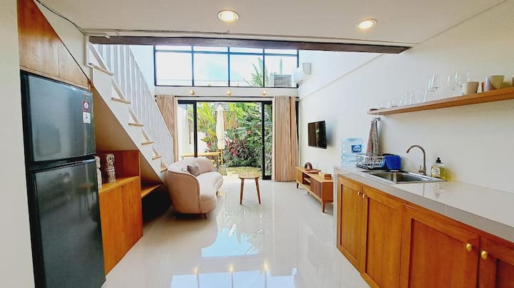 Tumbak Bayuh Loft With Pool - Canggu