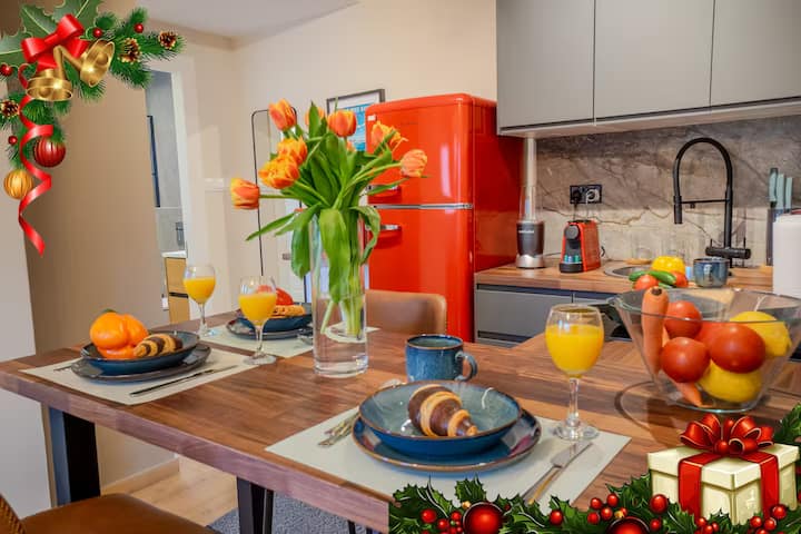 4.97 Super Host's New Boutique & Prime Location - Limassol