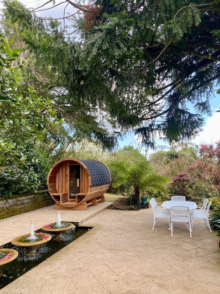 Tulip Gardens Estate - Spa, Sauna & Pet Friendly - Springbrook