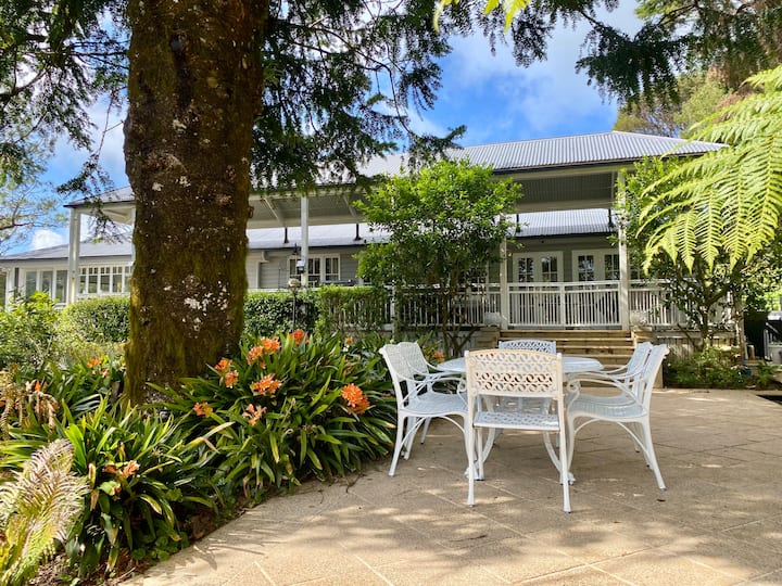 Tulip Gardens Estate - Spa, Sauna & Pet Friendly - Springbrook