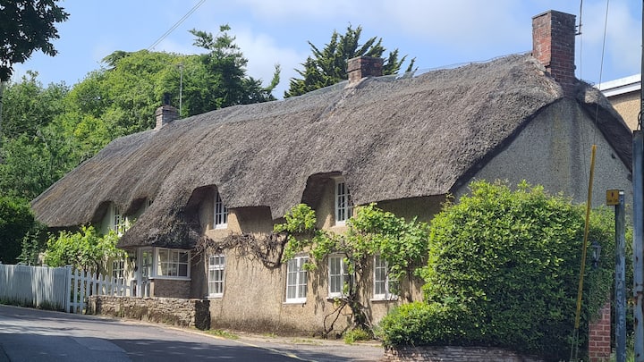 Vine Cottage - By The Beach - Swanage