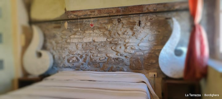 Room Adele Atmosphere
Romantic - Ventimiglia