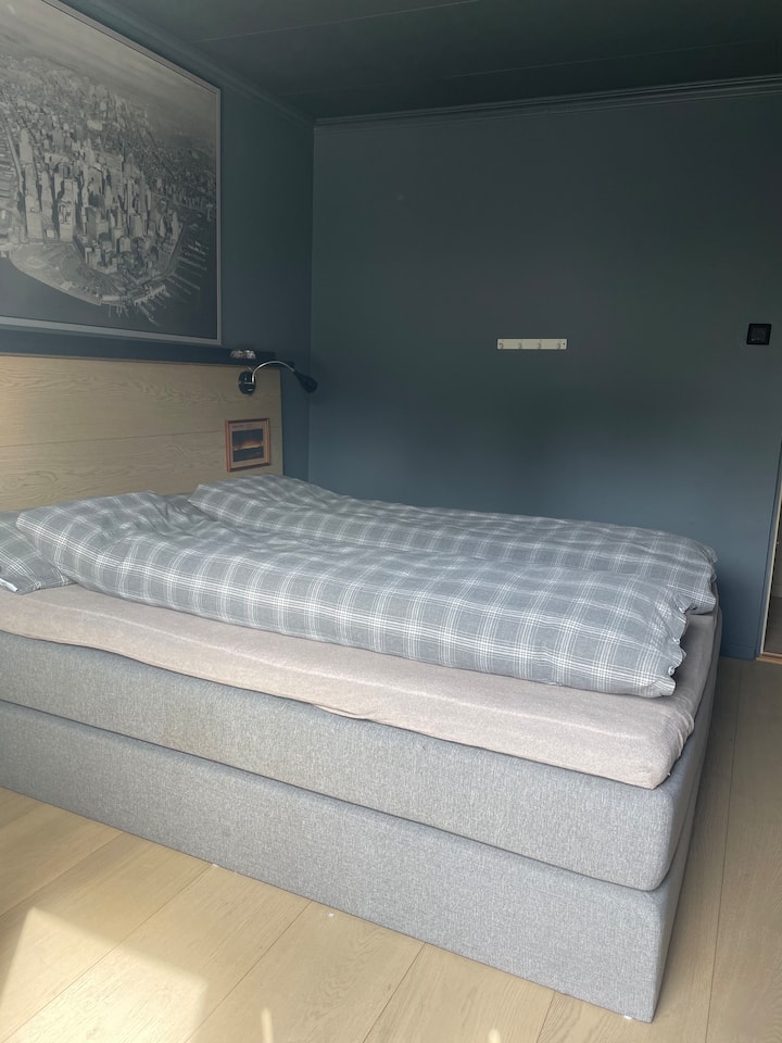 Luftig Soverom Medutgang Veranda - Kristiansand
