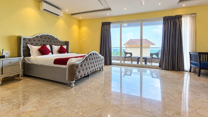 Infinity Villa - 5bhk Private Pool | Baga | Goa - India