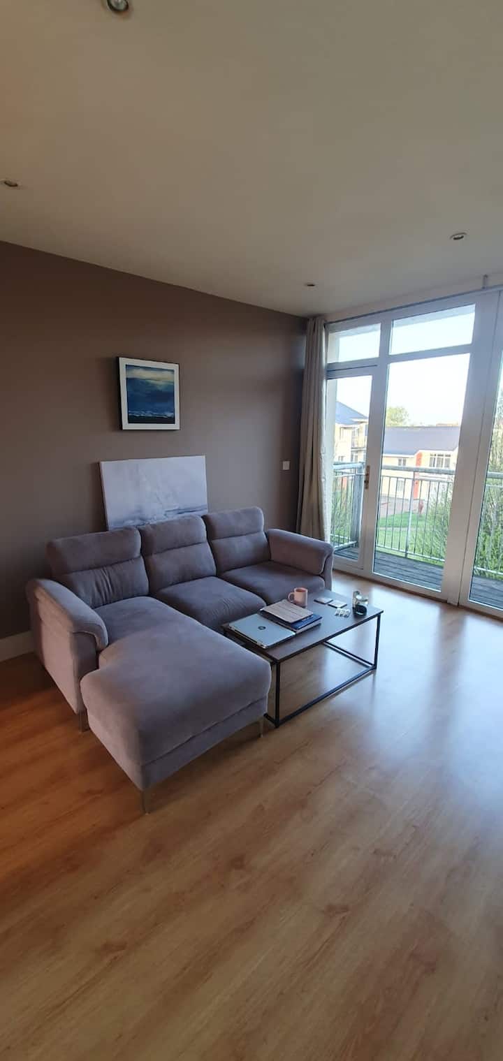 Bright And Welcoming Place - Castlebar