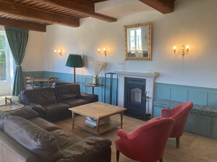 Grande Maison Au Cœur Du Bugey – Vue Superbe - Chaley