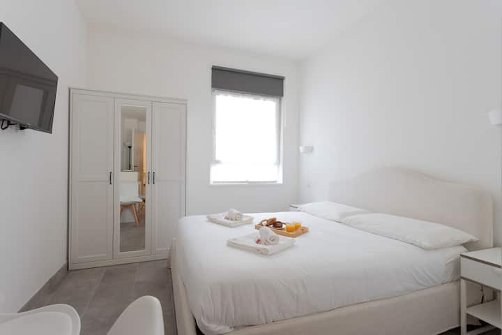 Luxury Garibaldi Apartment - Milan