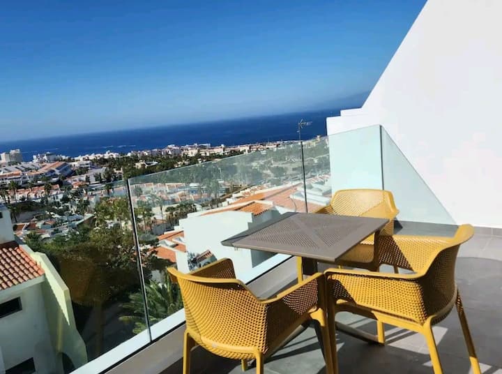 Sea View New Modern Apartment, Aparthotel - Costa Adeje