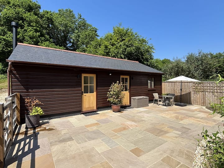 Relaxing Modern Private Home Near Hardys Cottage - Dorchester