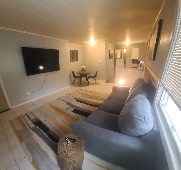 Cozy 1br W/ Big Yard - Chill, Grill & Relax! - Beverly Hills, FL