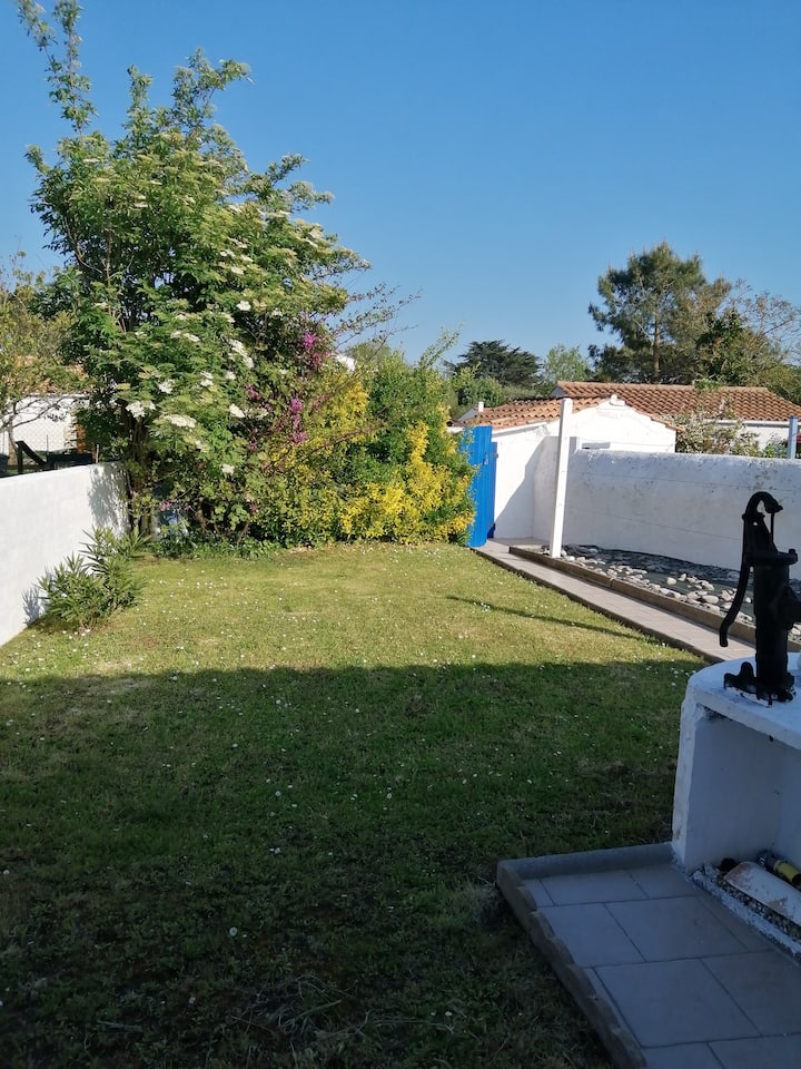 Maison De Détente Près De La Côte. - Beauvoir-sur-Mer