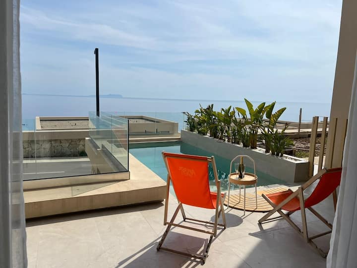 Apartment With Private Pool - Dhërmi