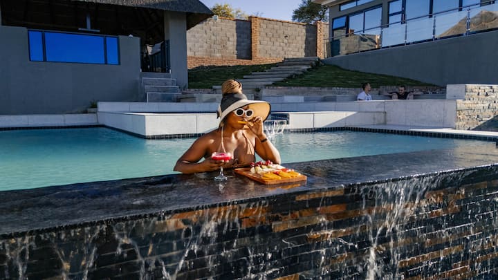 Lions Gate - Zimbabwe