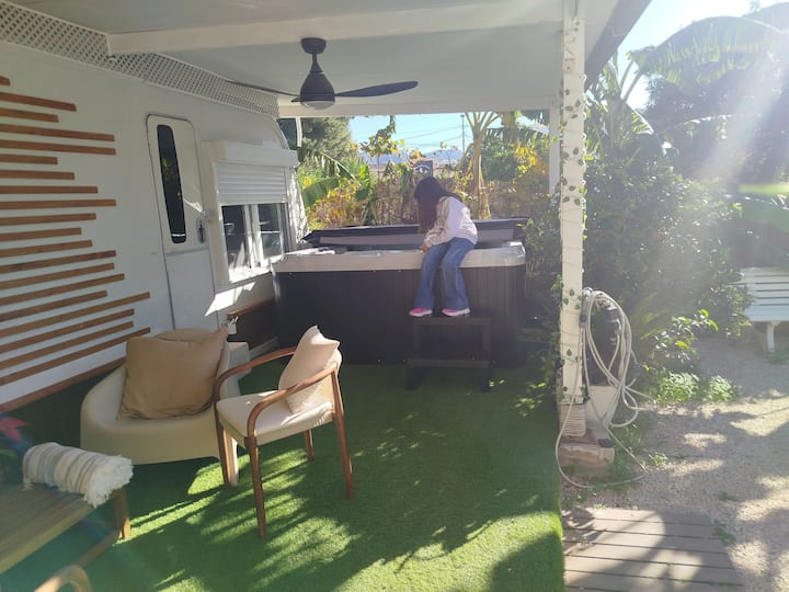 Caravana En La Huerta Con Jacuzzi. - Murcie