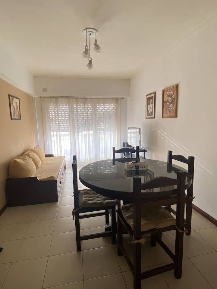 3 Ambientes Zona Plaza Colón -