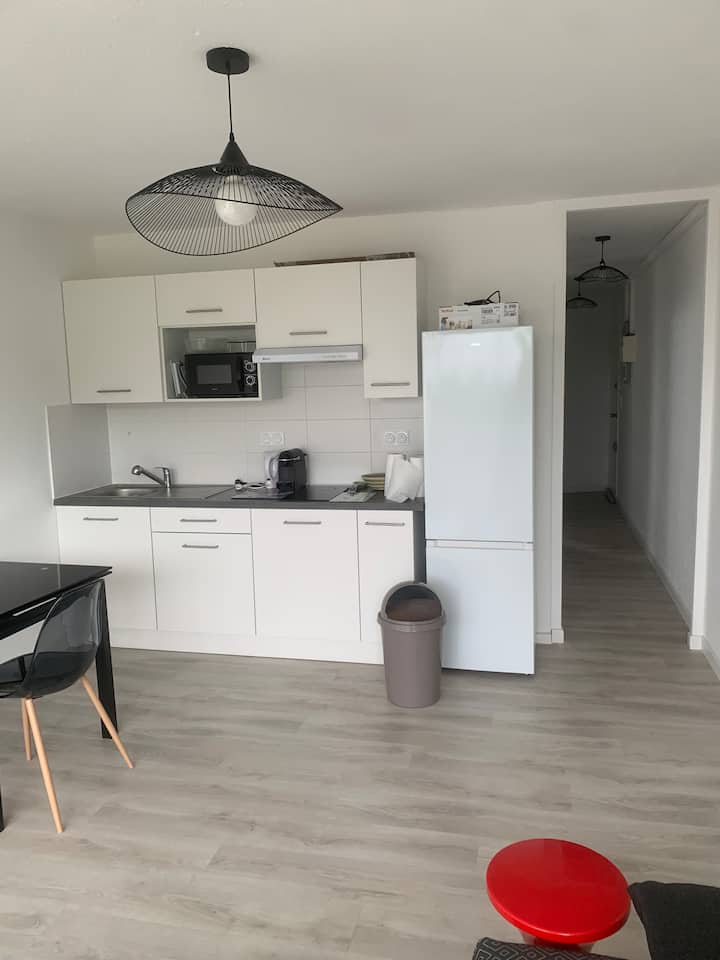 Appart Avec Balcon, Vue Dégagée - Bordeaux