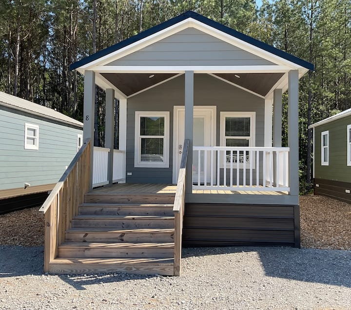 Tiny Home #8 – 2 Bedroom Sleeps 4 - Philadelphia, MS