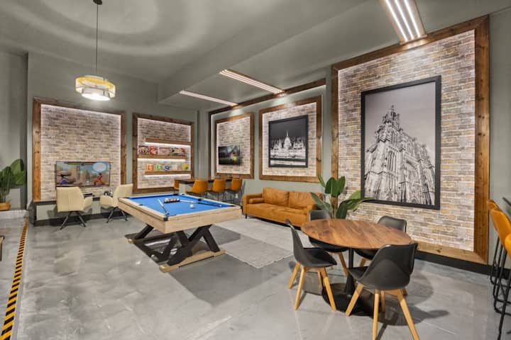 15 Bedrooms/ 15.5 Baths/ Paradiso Grande (6091hs) - Orlando, FL