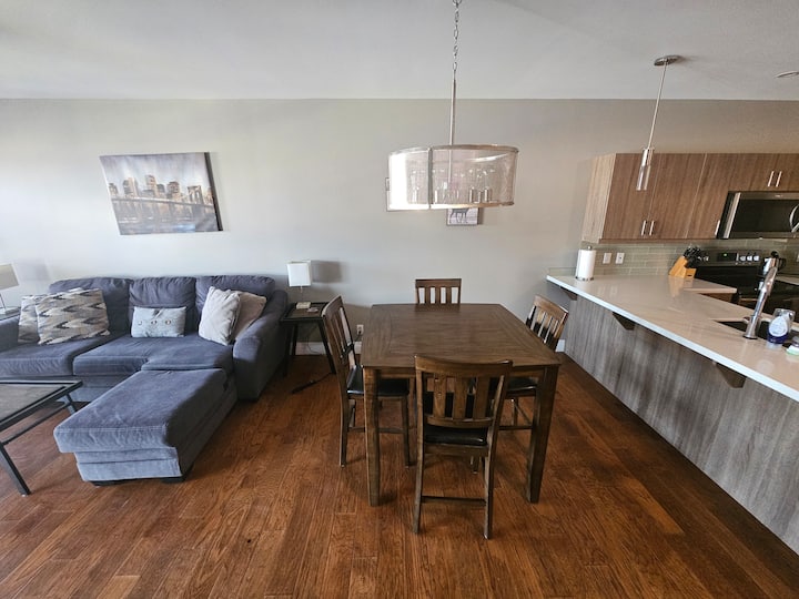 Downtown Whitehorse Penthouse #2 - 白馬鎮