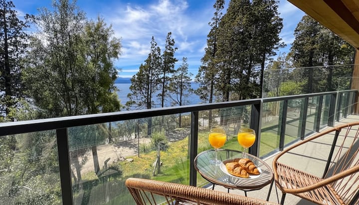 Vista Al Lago En El Corazón De Bariloche - Chile