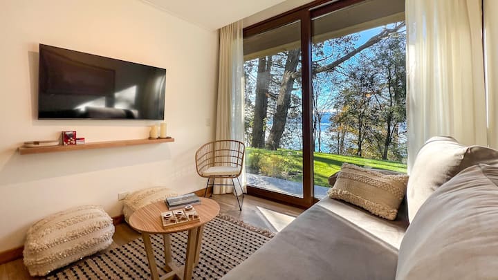 Vista Soñada Al Nahuel Huapi - Argentina