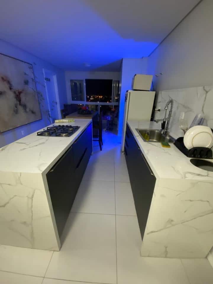 Quarto Com Banheiro Privativo Em Tubarão - Tubarão