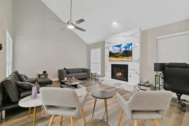 Fully Furnished House In North Dallas, Carrollton - Carrollton, TX