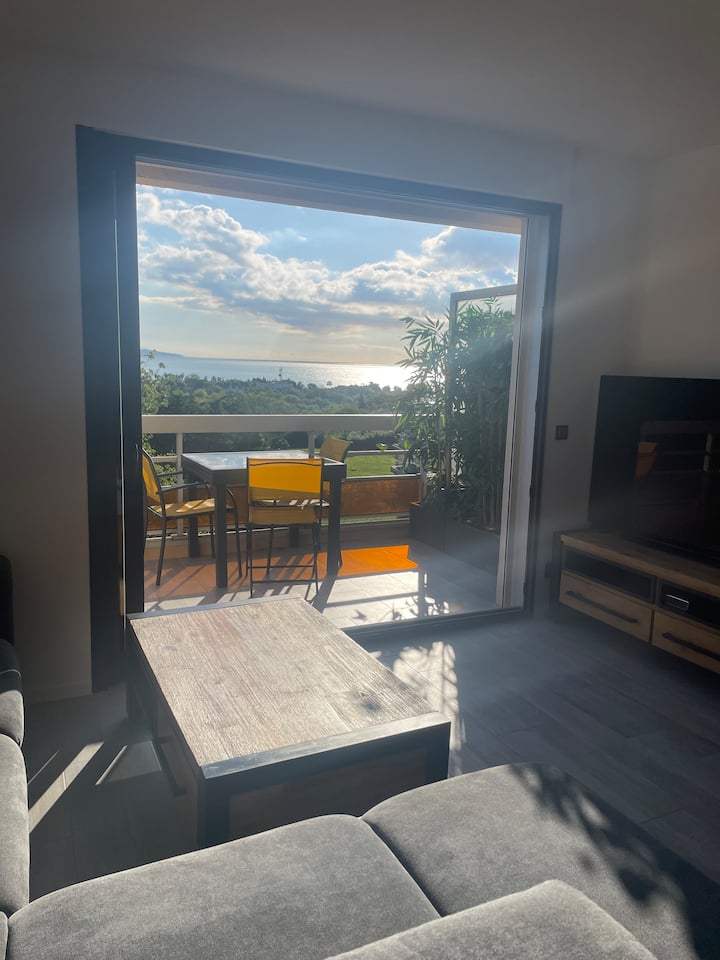 Dernier éTage Vue Mer 3 Pièces - Biot